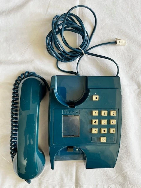 VINTAGE BT PUSH Button Telephone Teal Blue in Good Condition £8.10 ...