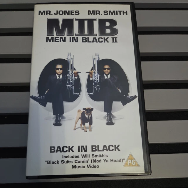 MEN IN BLACK II VHS Tape 2002 Will Smith Tommy Lee Jones £2.75 ...