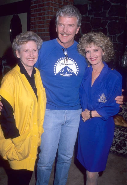 ANN B. DAVIS, actor Robert Reed and Florence Henderson atten - 1989 Old ...