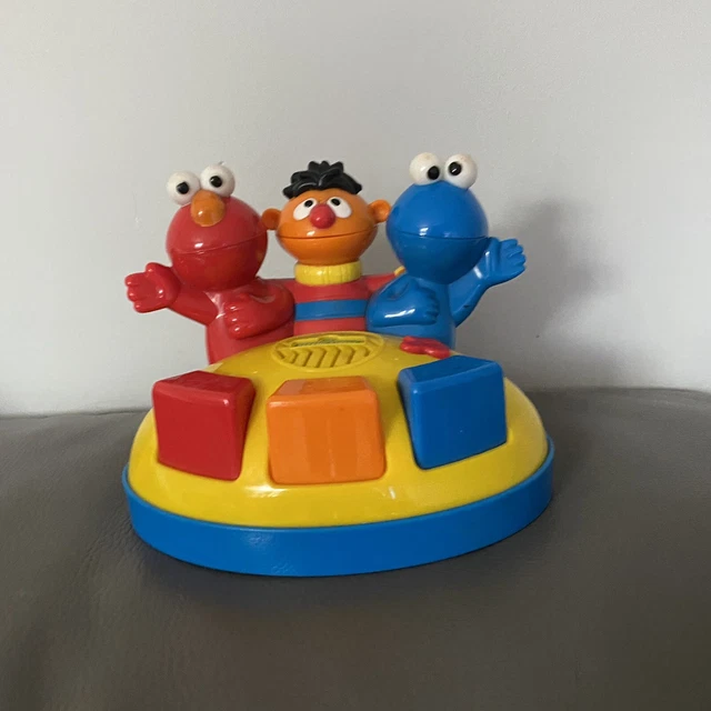 SESAME STREET ELMOS Giggle Gang Piano Musical Toy Cookie Monster 2005 ...