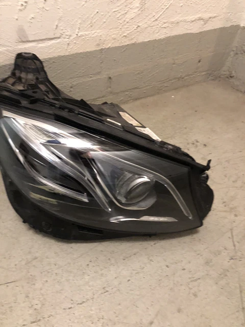 MERCEDES W213 E-KLASSE MultBeam Scheinwerfer Rechts A213 906 96 08 EUR ...