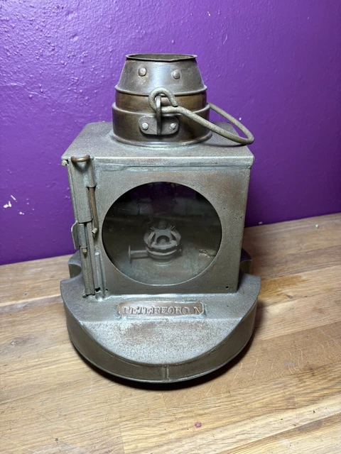 GREAT NORTHERN RAILWAY pattern signal lamp interior Peterborough North ...