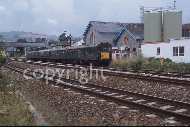 ORIGINAL 35MM DIESEL Railway Slide Hastings DMU at Totnes 1999 £1.25 ...