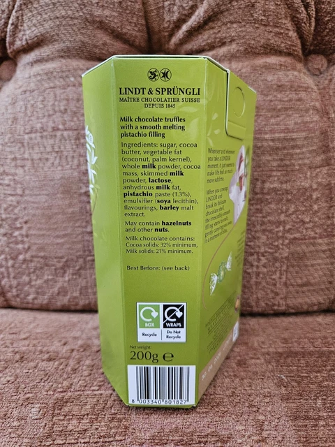 LINDT LINDOR PISTACHIO Milk Chocolate Truffles Gift Box 200gm £10.91 ...