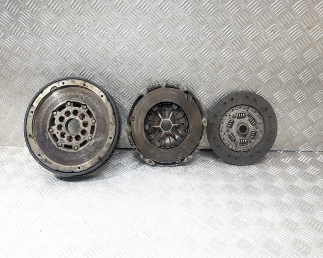 VOLVO XC60 MK1 Flywheel & Clutch Kit Manual 2.4 Diesel 4Wd 2011 £69.99 ...