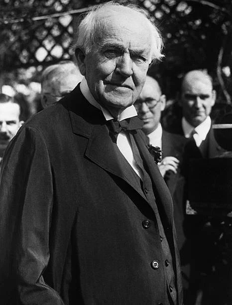THOMAS EDISON, THE inventor of the first movie projector, taps a k- Old ...