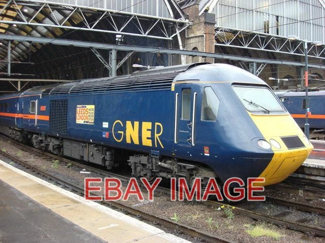 PHOTO 43300 At Kings Cross British Rail Class 43 Number 43300 Waits At ...