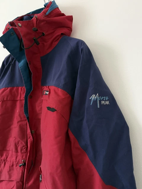 BERGHAUS MERA PEAK Goretex Jacket Mens Large Liam Gallagher Vintage Red ...
