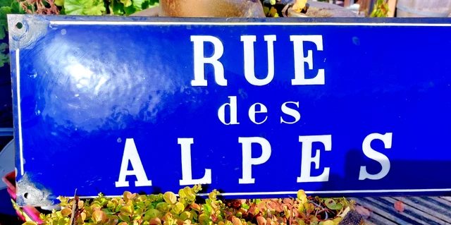 ANCIENNE PLAQUE ÉMAILLÉE bombée RUE DES ALPES - Début XXème - Déco chalet - EUR 750,00 - PicClick FR