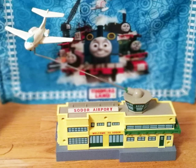 SODOR AIRPORT WITH Jeremy Trackmaster, Thomas and Friends Tank Engine £ ...