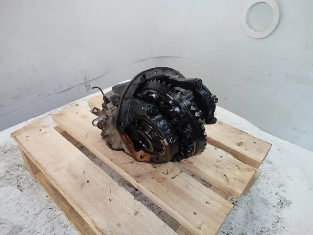 TOYOTA LANDCRUISER DIFFERENTIAL Centre 76/78/79 Series, Front, 3.9 ...