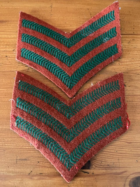 BRITISH ARMY SERGEANT Green on Red WRAC Rank Chevrons / Badges/Patches ...
