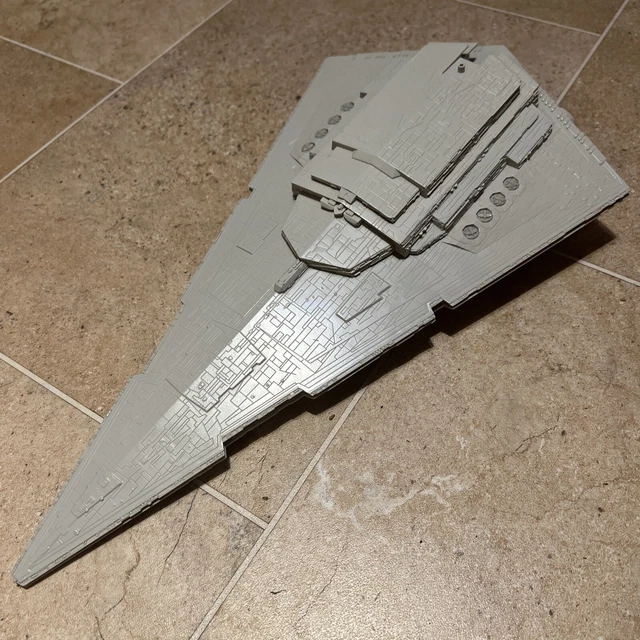 STAR WARS IMPERIAL Star Destroyer 1:4000 Scale Model Revell - spares £ ...