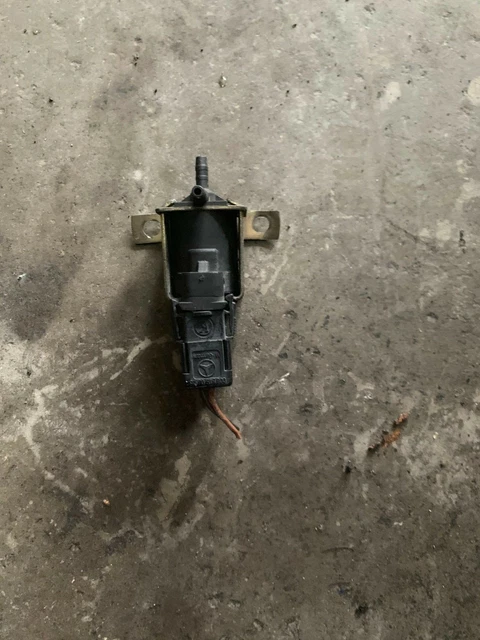 MERCEDES W126 INTAKE Air Differential Valve Reversing Valve 72107100 ...