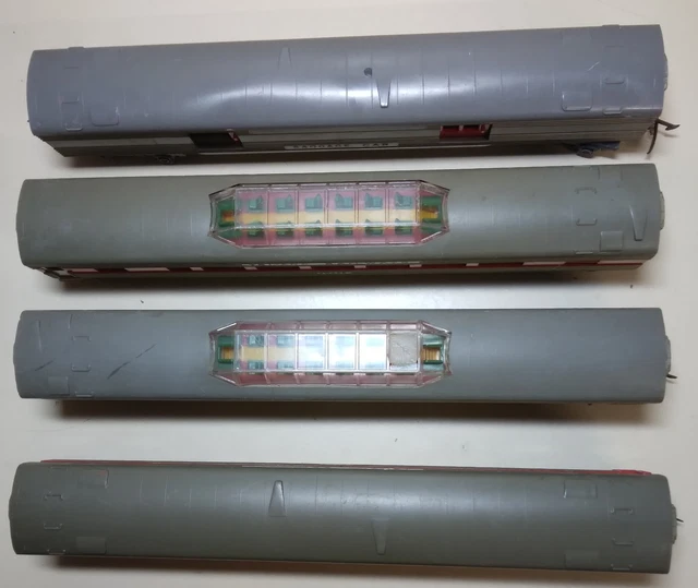 TRI-ANG OO 4 Coaches, 2 Observation Coaches 1 Standard Coach & 1 ...