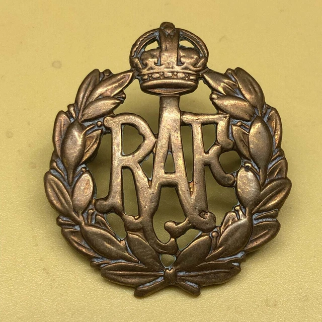 ORIGINALE WW2 BRITISH Raf Reale Air Force Distintivo Cappello EUR 22,18 ...