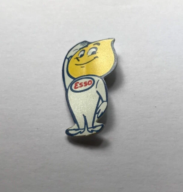 VINTAGE GENUINE ESSO Drop Drip Oil Man Promotional Pin Badge Retro ...