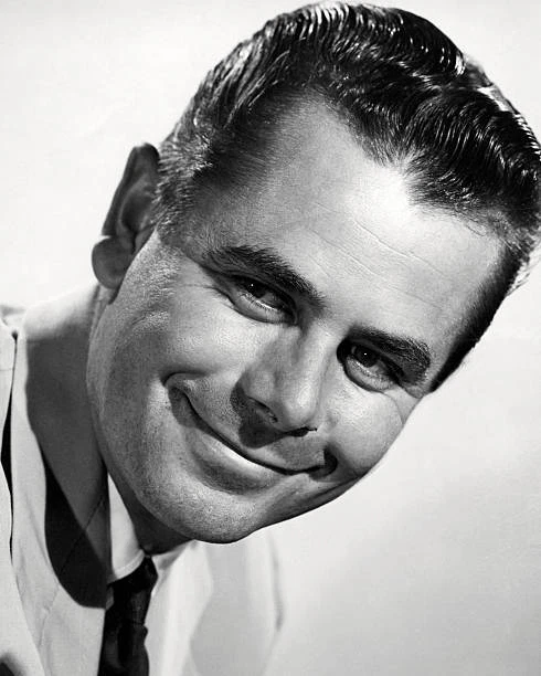 CANADIAN-BORN AMERICAN ACTOR Glenn Ford circa 1950 Old Movie Photo $9. ...