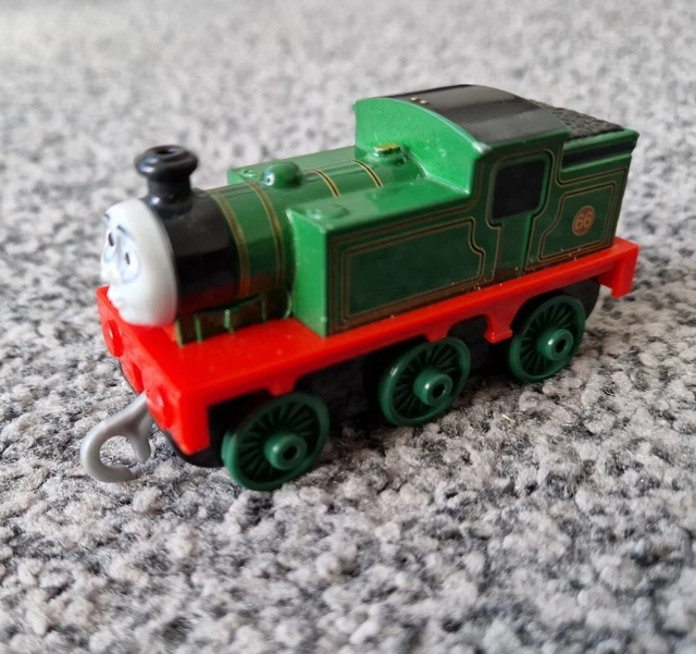 THOMAS TANK ENGINE & Friends Whiff Trackmaster Push Along 2018 £4.00 ...