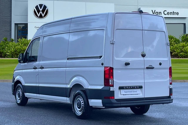 2024 VOLKSWAGEN CRAFTER CR35 Commerce Plus MWB 140 PS FWD - MY25 With ...