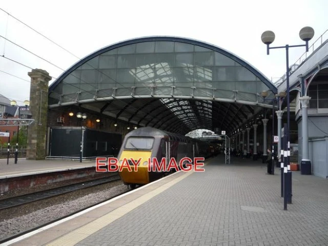 PHOTO NEWCASTLE Railway Station Crosscountry Train At Platform 4. Class ...