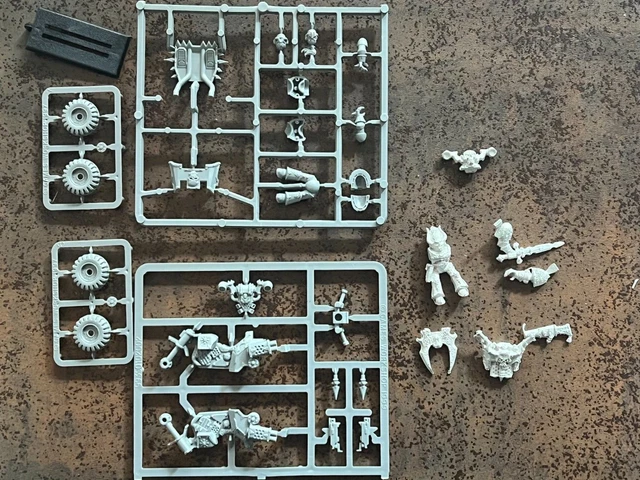 COD. 1528, WARHAMMER 40k chaos space marines, Doom Rider Vintage metal ...