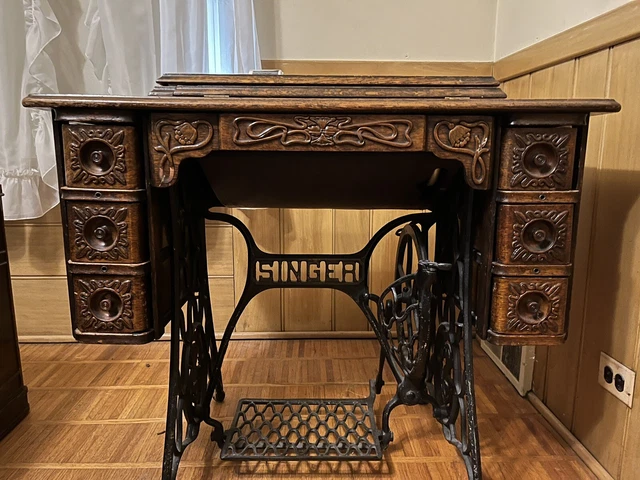 ANTIQUE SINGER SEWING Machine W/ Original Table $1,200.00 - PicClick