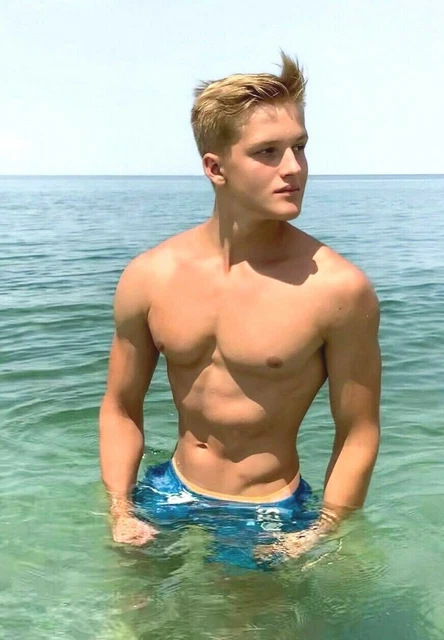 Shirtless Male Blond Muscular Hot Man Beefcake Hunk Ocean Photo 4x6