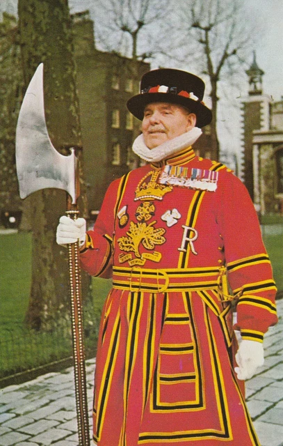 CARTOLINA YEOMAN WARDER at the Tower of London EUR 4,80 - PicClick IT