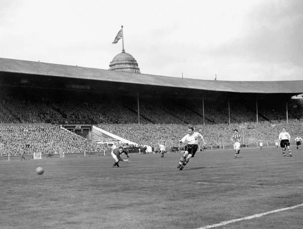 PRESTON NORTH END'S Charlie Wayman slips ball past West Bromwi- 1954 ...