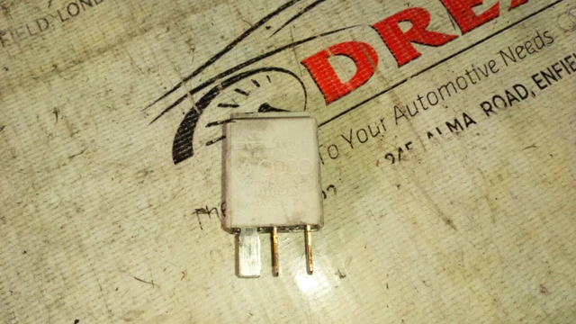 GENUINE AUDI VW Seat Skoda 4-Pin Silver Relay-449 1K0951253 £5.90 ...