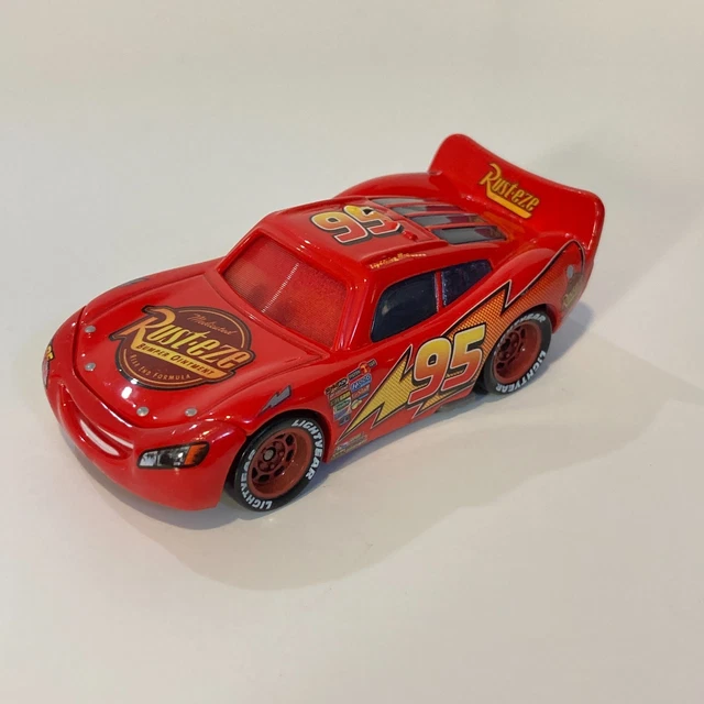 DISNEY PIXAR CARS Lenticular Eyes Lightning McQueen Diecast 1:55 Red ...