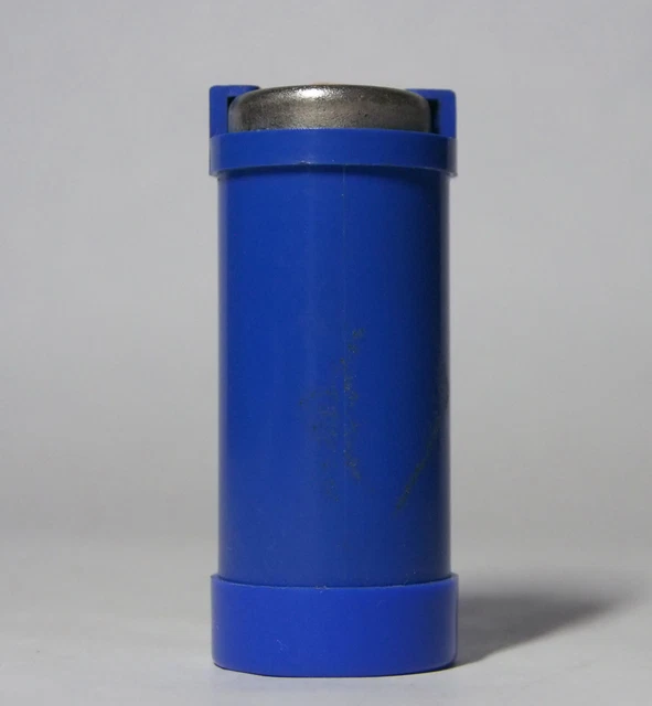 VINTAGE BLUE PLASTIC Cylinder Coin Pound Pounds Savings Spring Bank ...