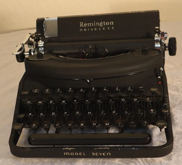 REMINGTON NOISELESS MODEL 7 Vintage Portable Typewriter in Case $149.99 ...