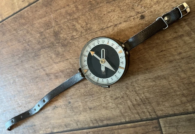 SOVIET WRIST COMPASS. World War 2 Pattern. Cold War USSR CCCP. Vintage ...