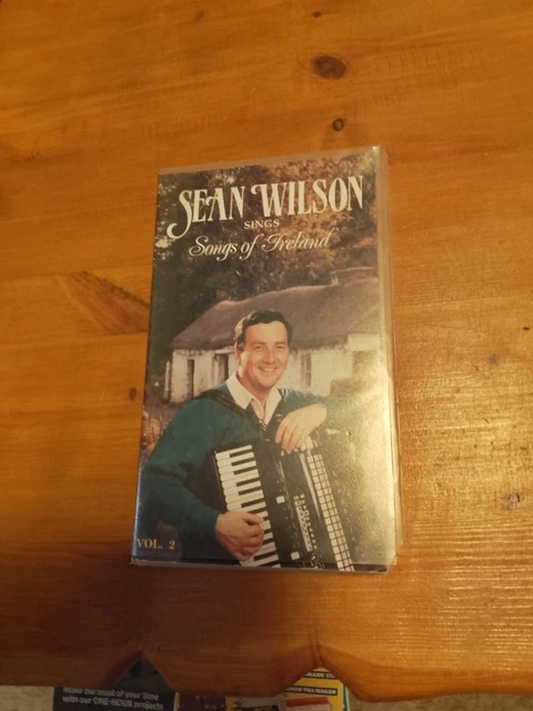 SEAN WILSON SINGS SONGS OF IRELAND-VHS TAPE-1cm break on corner of case ...