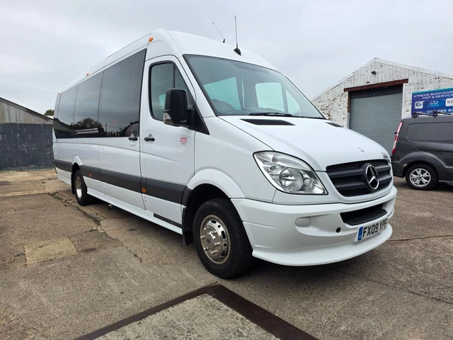 MERCEDES SPRINTER 515 XLWB 20 Seater Plus Driver Automatic PSV Minibus ...