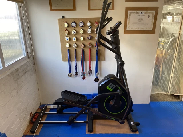 BODYMAX E80 - Electro-magnetic, Elliptical Cross Trainer - excellent ...