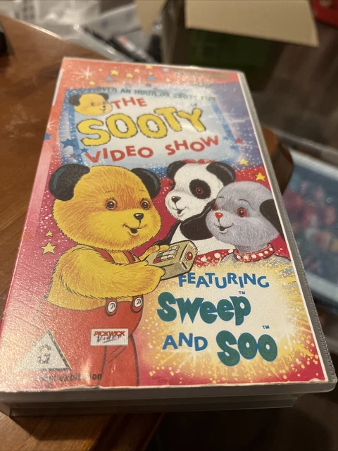 THE SOOTY VIDEO Show Featuring Sweep And Soo Pal Vhs Video Kids ...