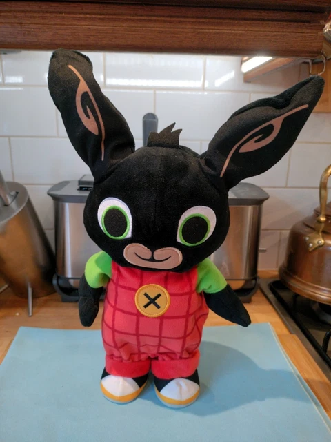 CBEEBIES BING BUNNY Musical Statues 14” Talks Dances Musical Moving ...