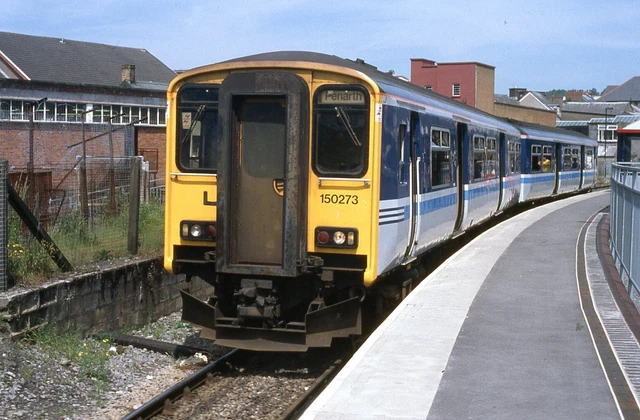 COLOUR SLIDE, CLASS 150, 150273, Regional Railways livery, Jun 97 £1.15 ...