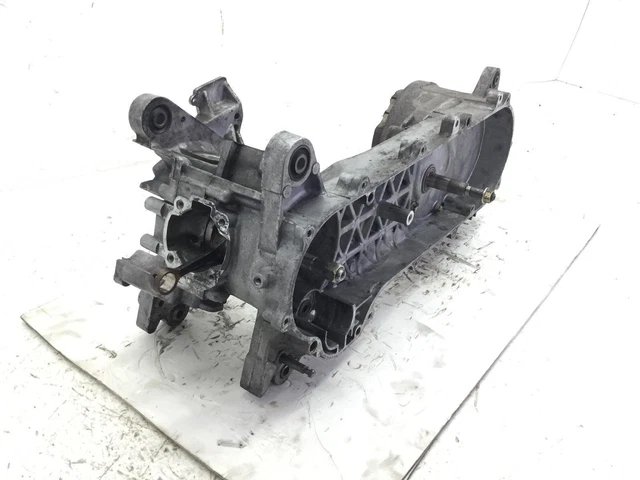 CARTER MOTEUR ARBRE Et Engrenages Mod: BA10A KYMCO People 50 2T 50 2008 ...