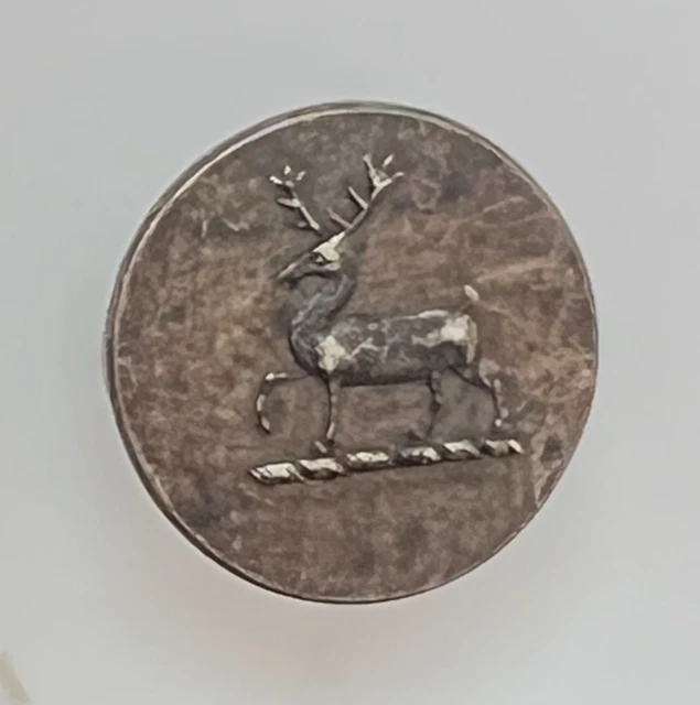 ANTIQUE LIVERY BUTTON Standing Stag Raised Paw 16 mm £16.00 - PicClick UK