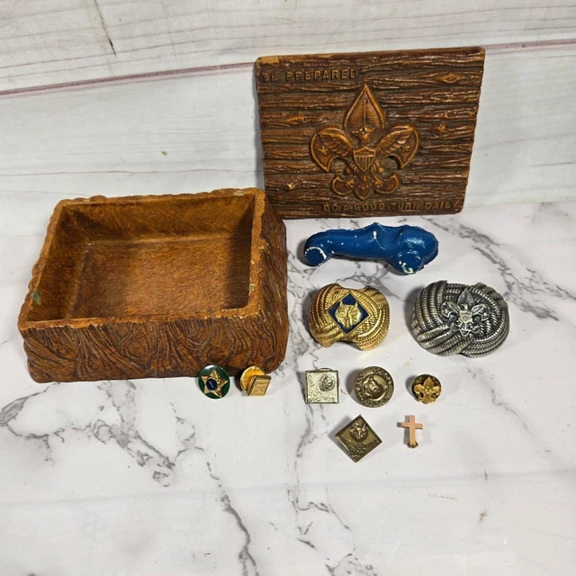 VINTAGE BOY SCOUT Collectible Lot Wood Box Pins Patches £31.06 ...
