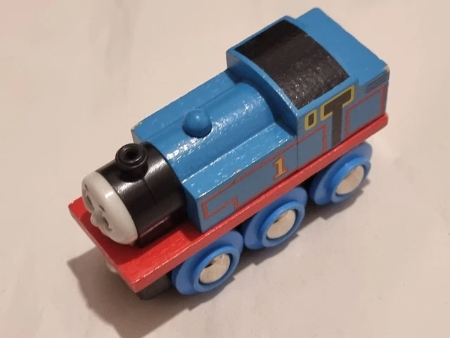 THOMAS THE TANK Engine & Friends WOODEN THOMAS TRAIN WOOD BRIO COMBINED ...