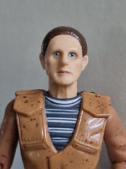STAR TREK DEEP Space Nine CONSTABLE ODO Figur Playmates 1997 vintage ...