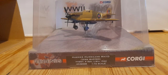 CORGI WW2 LEGENDS Hawker Hurricane Mk2D Tank Buster. AA32009. 1/72 ...