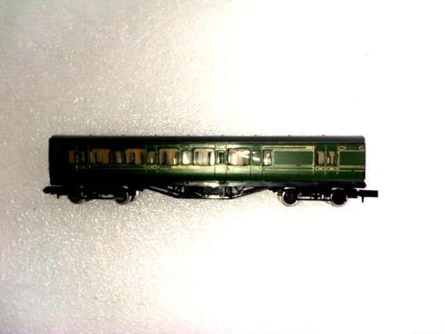 FARISH SOUTHERN Railway Green Livery Suburban Brake Coach ( 2733 ) N ...