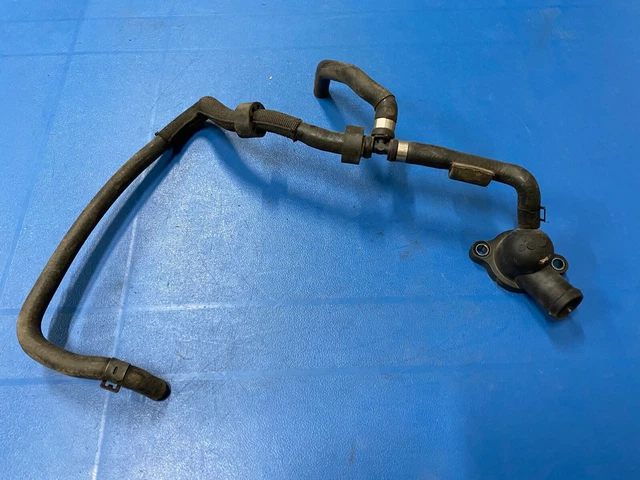 VW GOLF MK7 1.6 Tdi Motor Wasser Kühlmittel Gummi Schlauch Rohrflansch ...