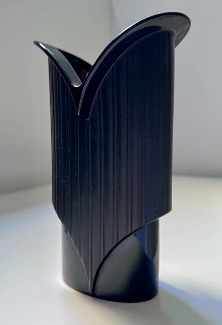 ROSENTHAL STUDIO-LINIE PORZELLAN Design-Vase Schwarz Herzform signiert ...